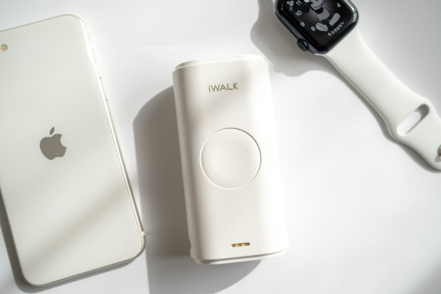 iWALKのモバイルバッテリーをレビュー！iPhone、Apple Watchのモバイルバッテリーはこれで決まり | HALOnizm